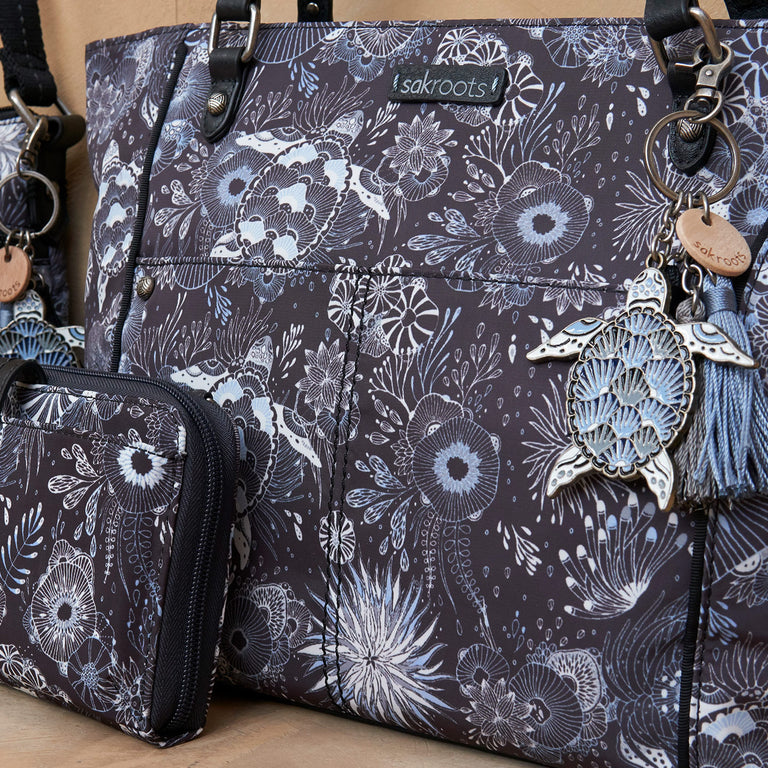 Our Collections – The Sak