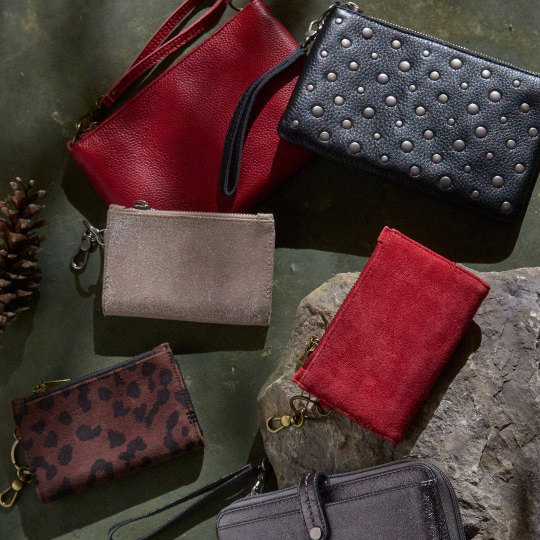 Our Collections – The Sak